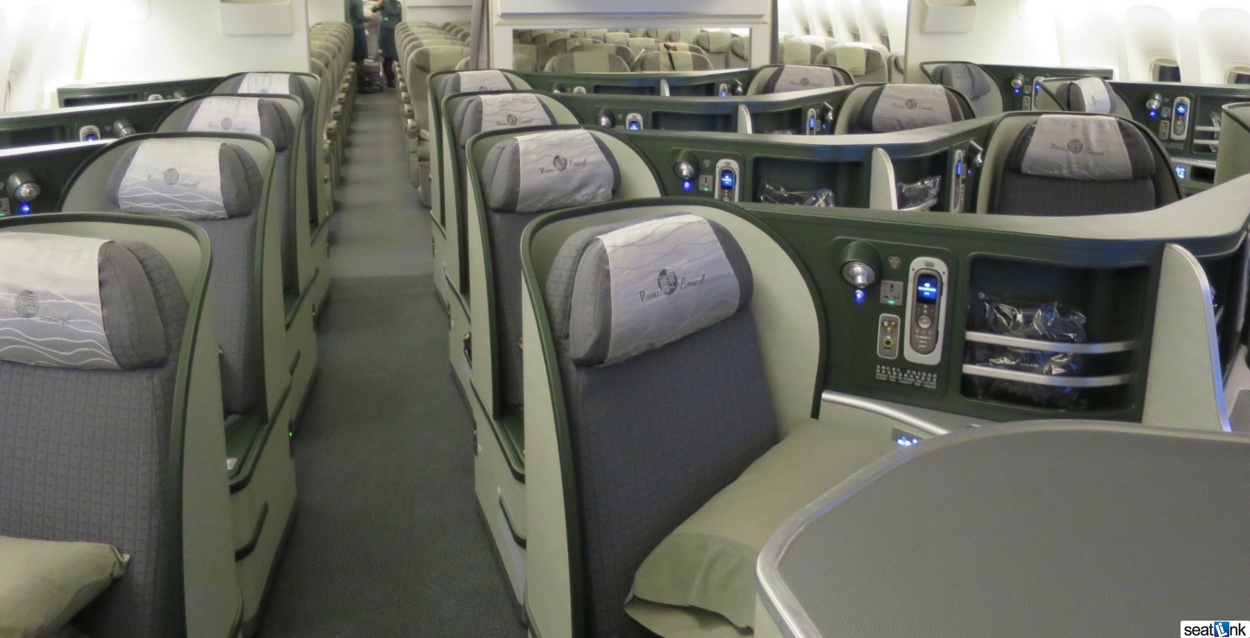 EVA Air Royal Laurel Business Class, New York (JFK) to Taipei (TPE ...