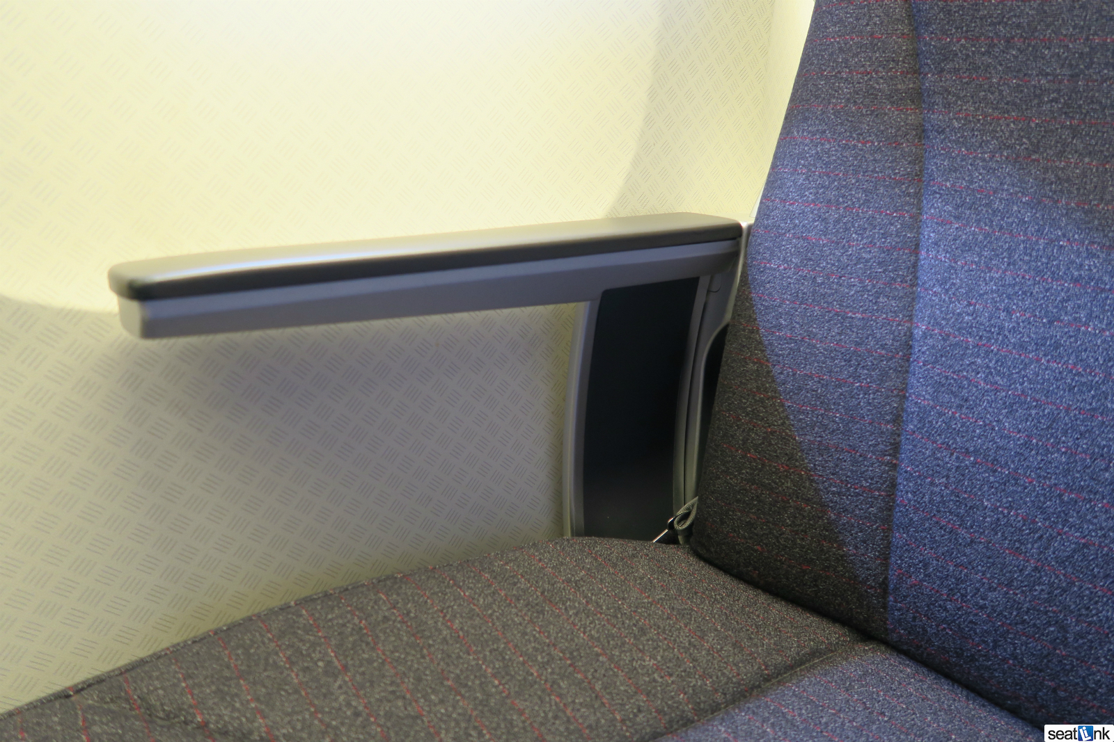 American Airlines 767-300 Business Class Review - The Seatlink Blog
