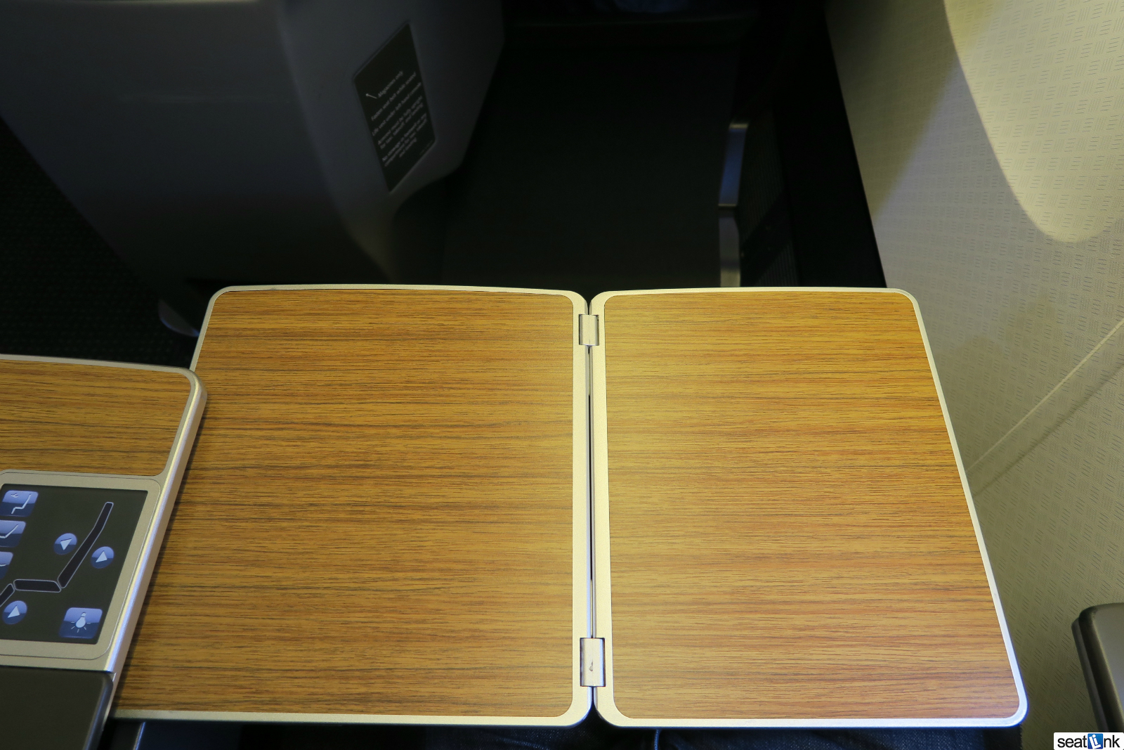 American Airlines 767-300 Business Class Review - The Seatlink Blog
