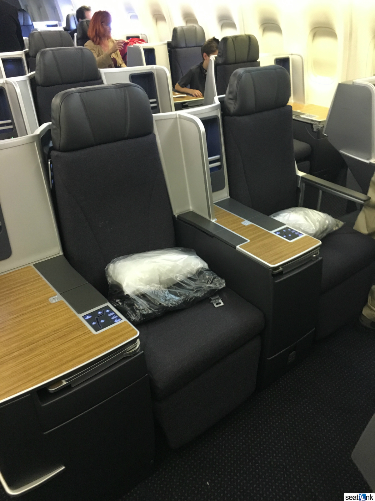 American Airlines 767-300 Business Class Review - The Seatlink Blog