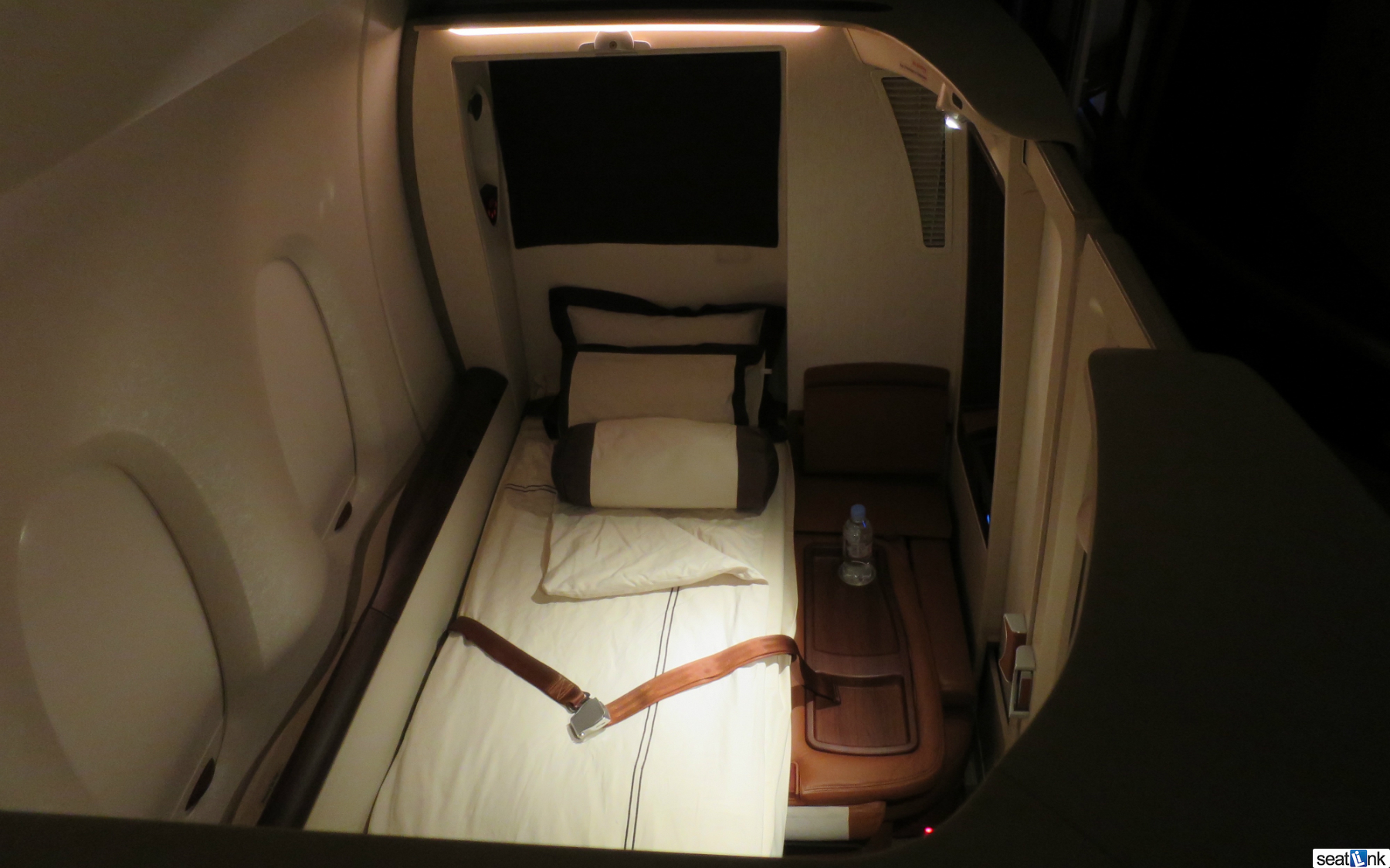 The World's Best First Class Seats and How To Book Them for Pennies on ...