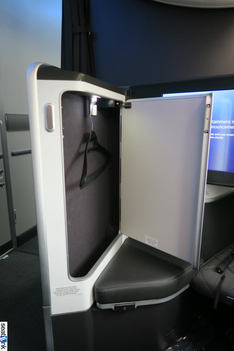 British Airways 787-9 New First Class Review - This is What First Class ...