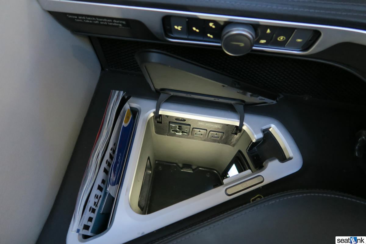 British Airways 787-9 New First Class Review - This is What First Class ...