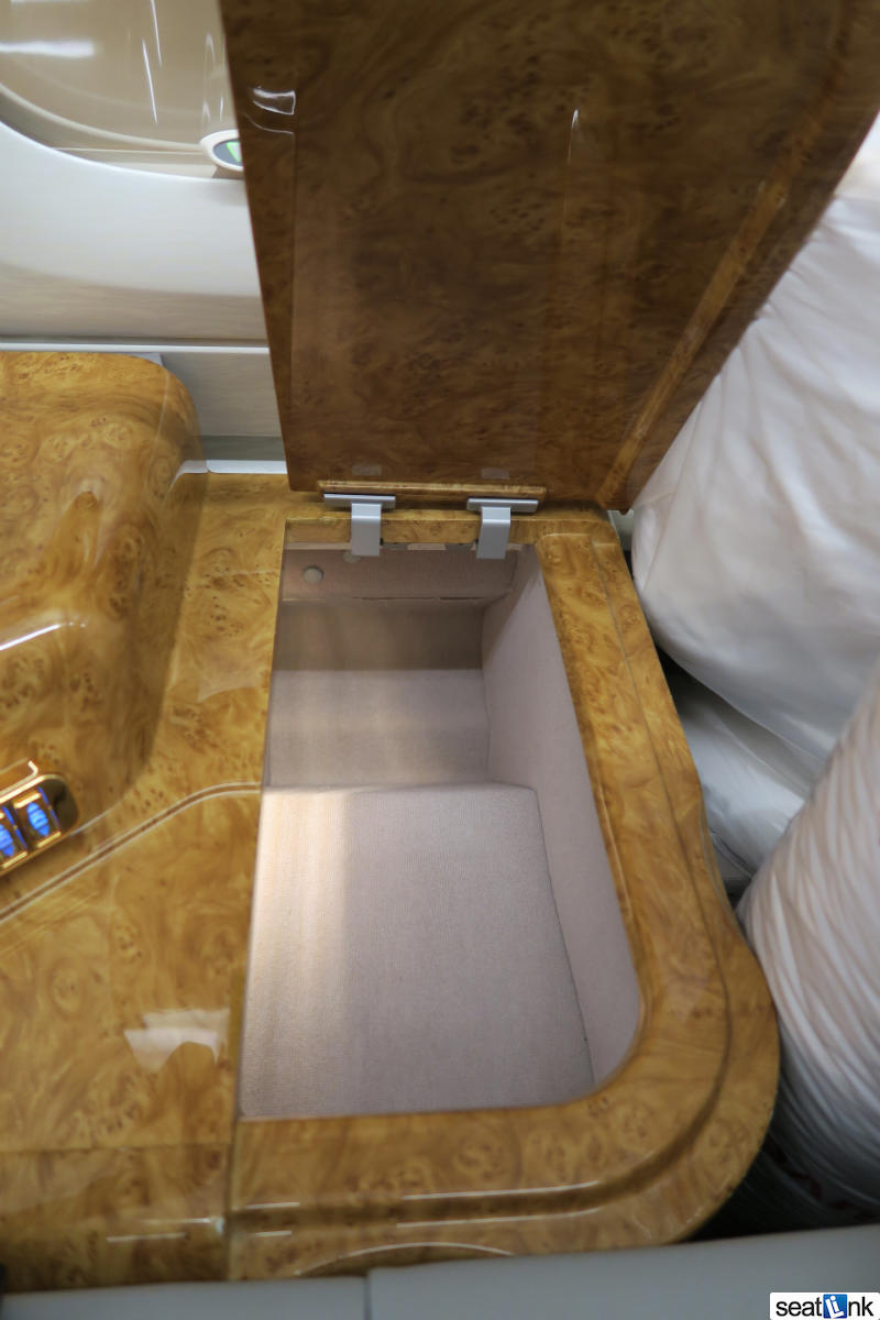 Emirates Flagship A380 First Class Review in 26 Photos - The Seatlink Blog
