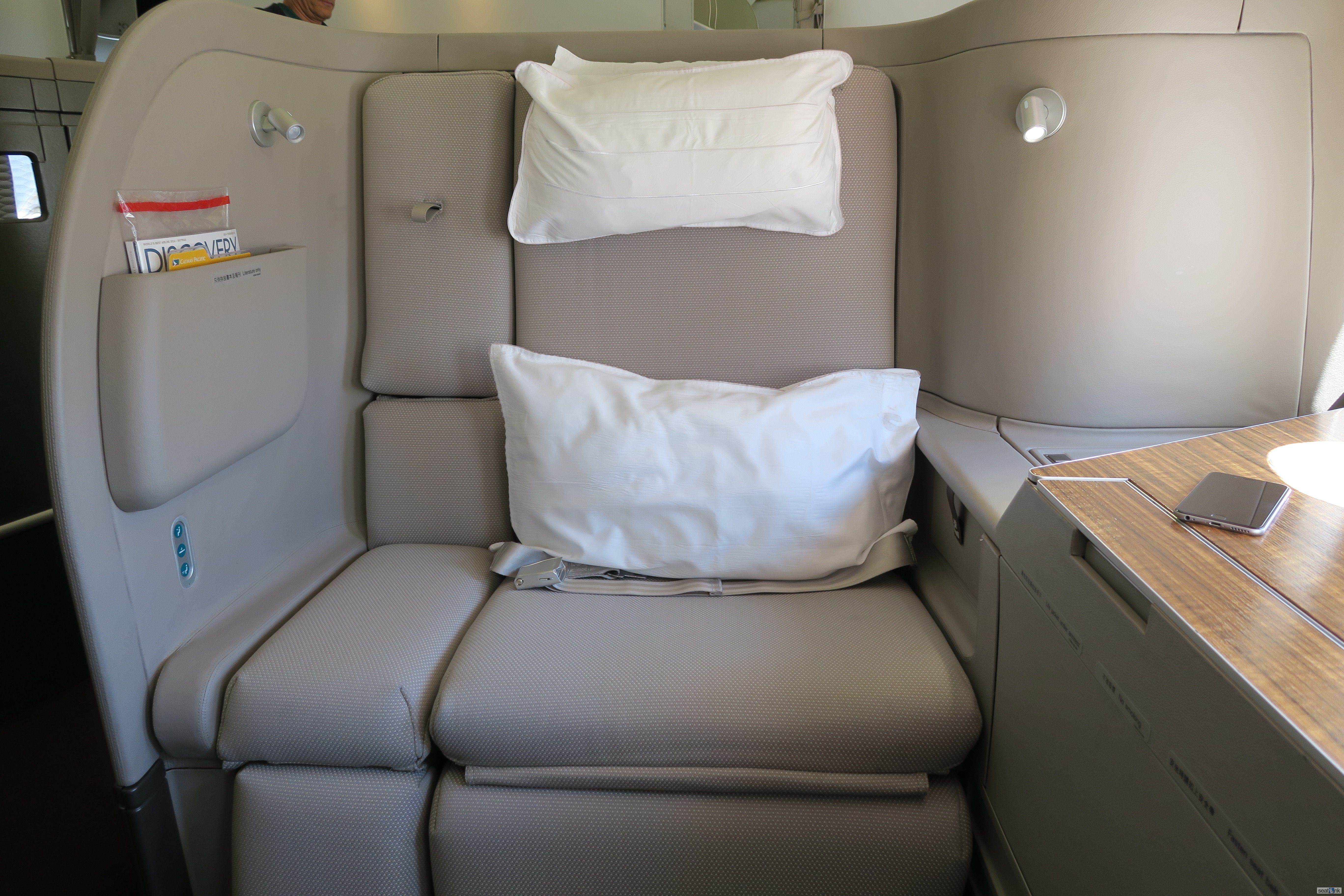 Seat 30D on Cathay Pacific Boeing 777-300ER 77H 4 class - Updated ...
